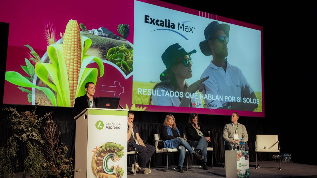 Sumitomo Chemical lanzó el fungicida Excalia Max en Aapresid - Sumitomo ...